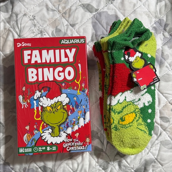 Dr. Seuss | Holiday | Dr Seuss Family Bingo With Grinch Socks Red And ...